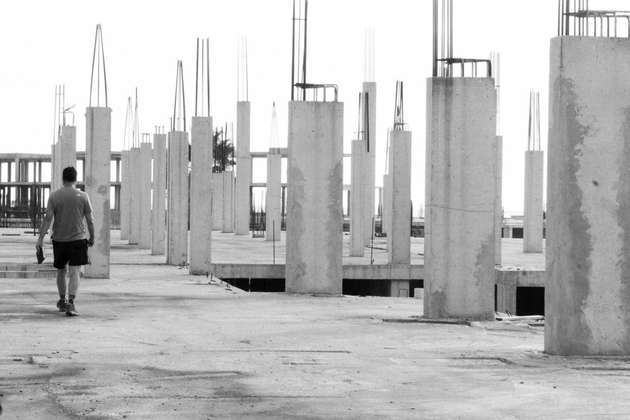 International and interdisciplinary conference "Writing with ruins ...